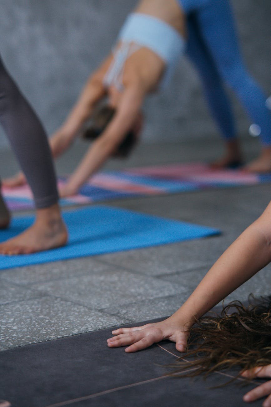 Comment bien se tenir droit ? Conseils pour une meilleure posture