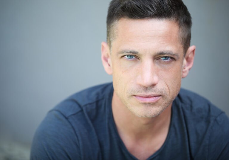 James Carpinello : de Broadway aux plateaux hollywoodiens